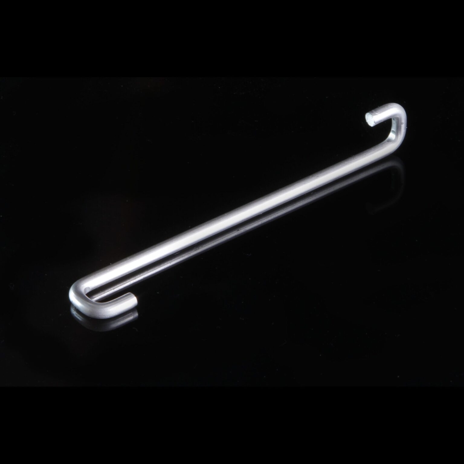 Wire hooks and frames for painting | Bonpez